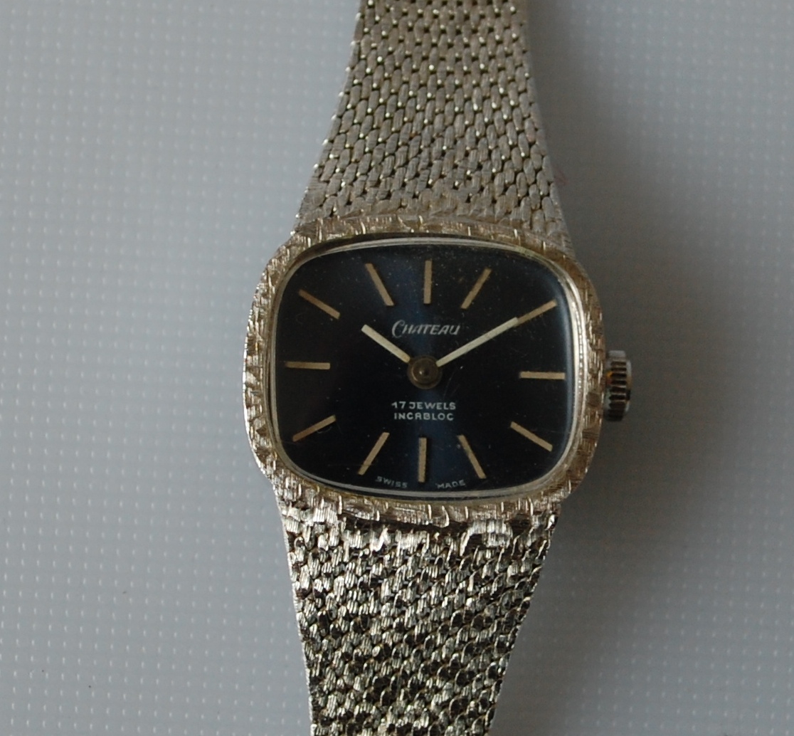 c1976 Chateau ladies bracelet watch - Birth Year Watches
