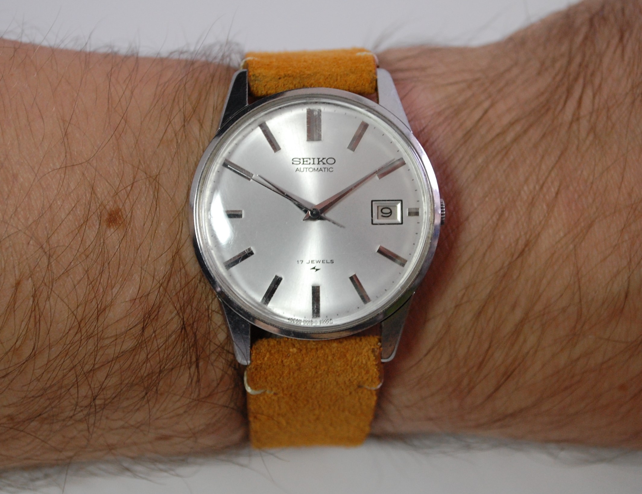 SOLD 1972 Seiko 7005-2000 automatic - Birth Year Watches