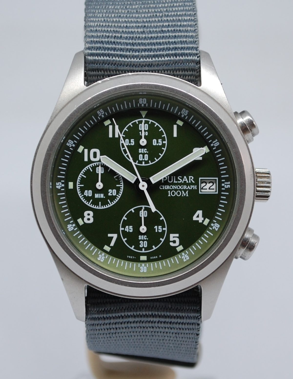 SOLD 1993 Pulsar 1st Generation Chronograph V657-X063 - Birth Year Watches