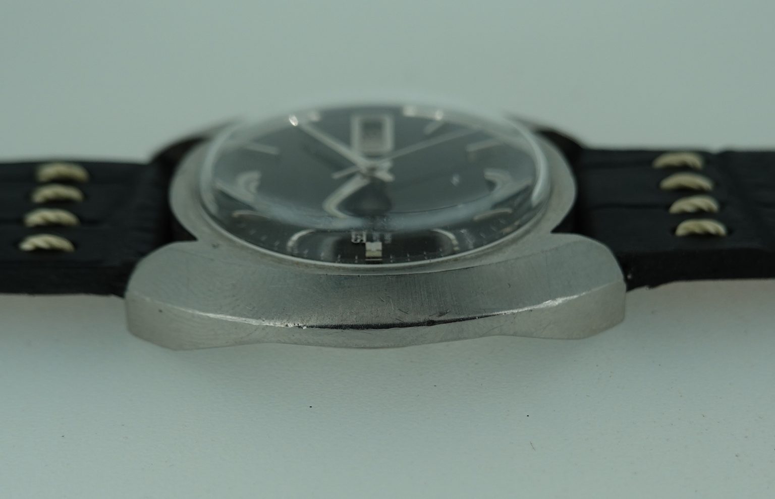 SOLD 1972 Seiko Automatic 7006-7080 - Birth Year Watches