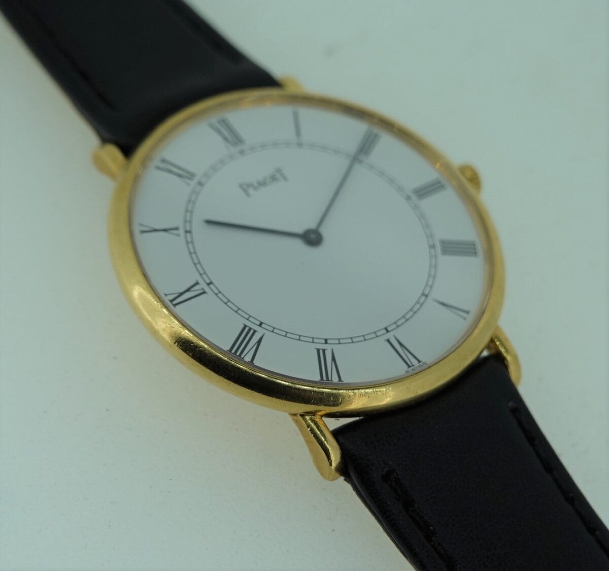 1982 Piaget Ultrathin 18k Gold - Birth Year Watches