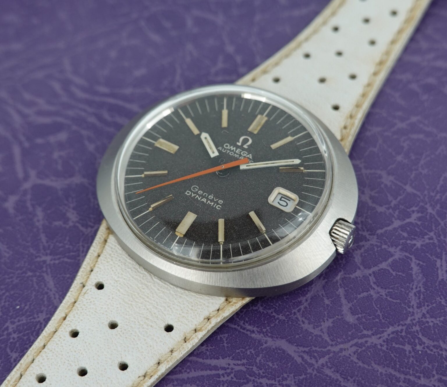 1971 Omega Geneve Dynamic Automatic - Birth Year Watches