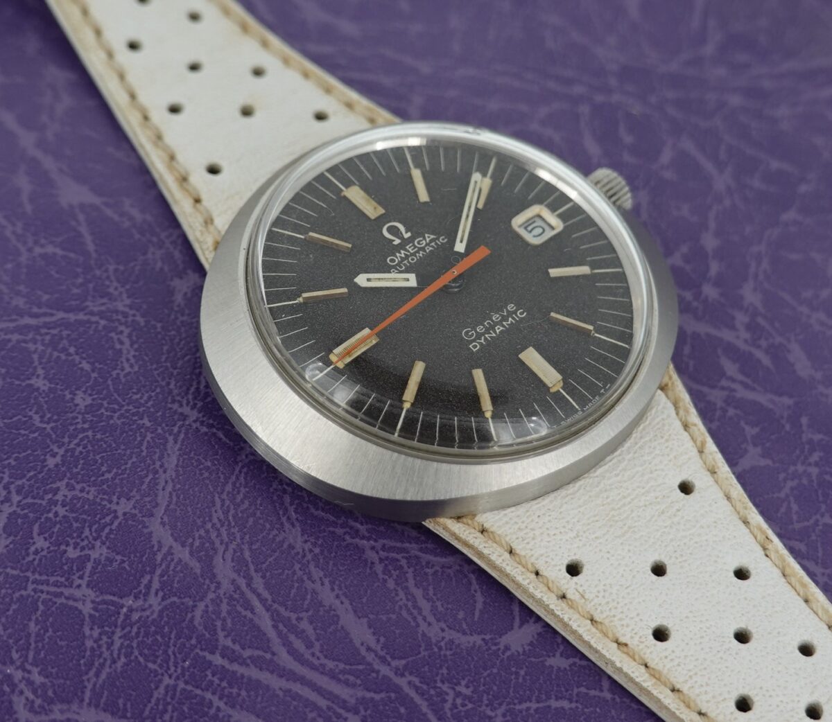 1971 Omega Geneve Dynamic Automatic - Birth Year Watches